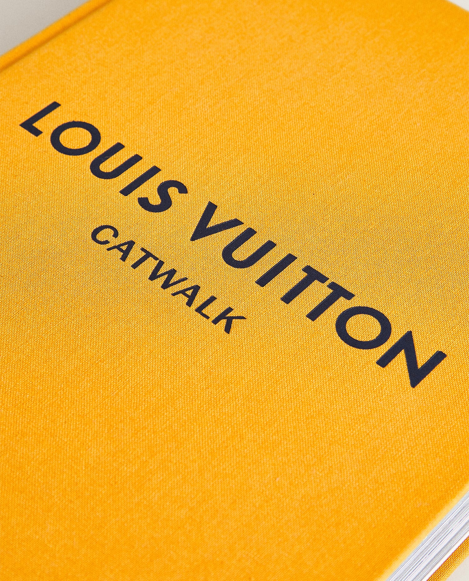 Louis Vuitton Catwalk – Brand Space Perú